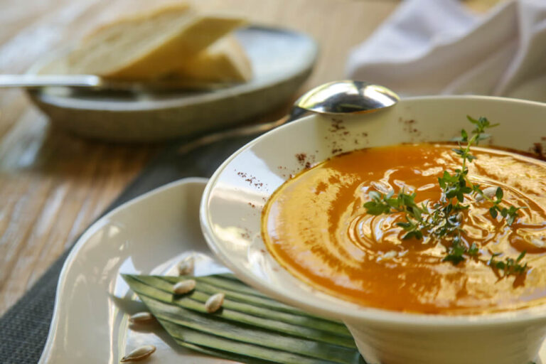 Guide to Soft Food for the Elderly (31 Easy Ideas)