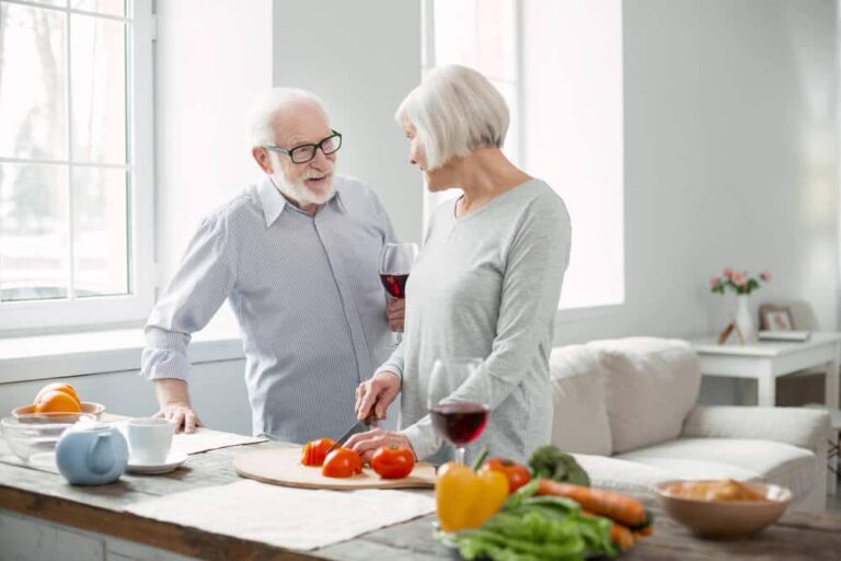 Guide to Soft Food for the Elderly (31 Easy Ideas)