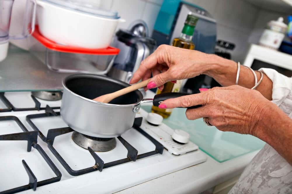 Easy to Use Fire Extinguisher for the Elderly (2021 Edition)