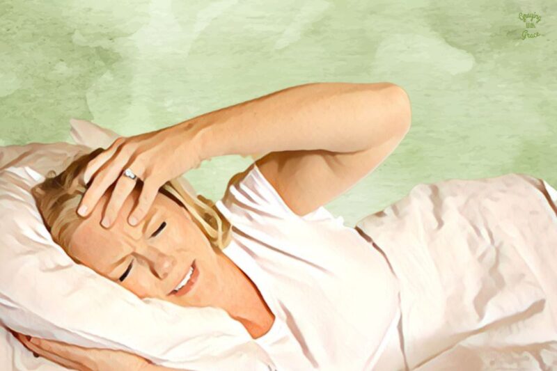 8 Best Blankets for Menopause [Blankets for Hot Flashes]