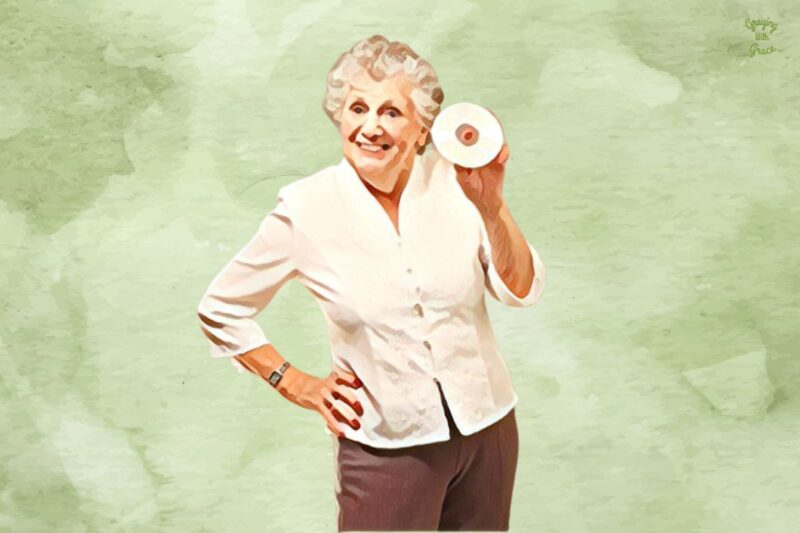Large Button CD Players for Senior Citizens (That Are Simple Too!)