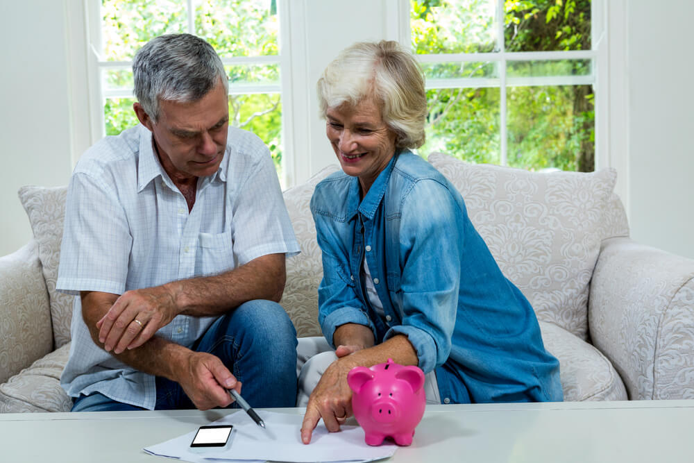 The Best Finance Apps For Seniors (9 Options To Manage Your Money)