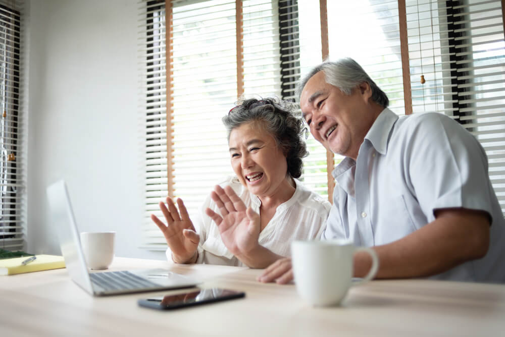 6 Top Messaging Apps For Seniors