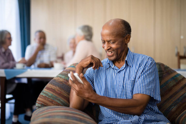 6 Top Messaging Apps For Seniors