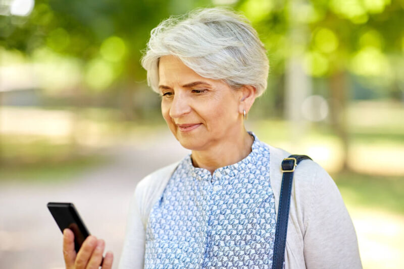 6 Top Messaging Apps For Seniors