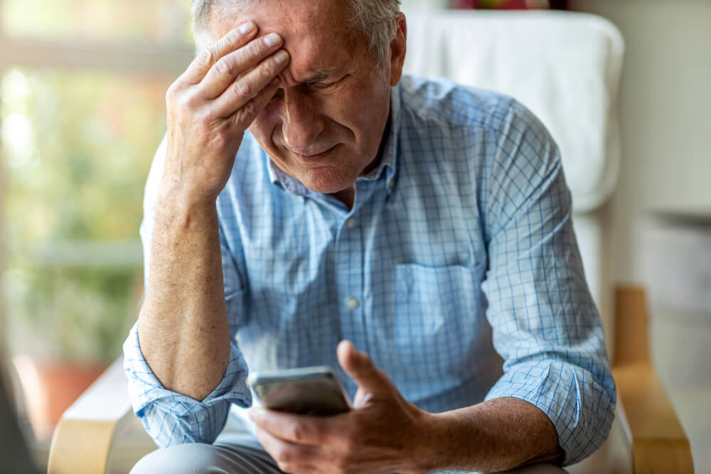 Top-Rated Safety Apps For Seniors (Tech to Keep Older Adults Safe)