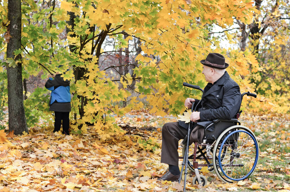 Gain Independence: Choosing the Best Mobility Aids for Seniors