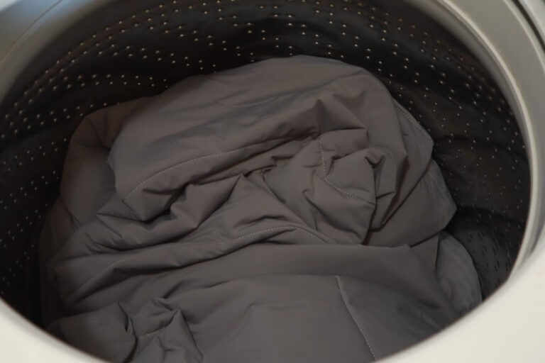 Rest Evercool Cooling Comforter: A Must-Have for Seniors Seeking ...