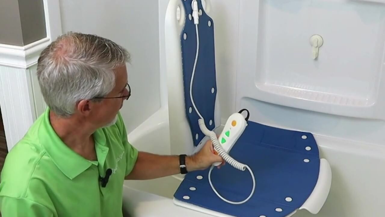 Using the MAIDeSITe Electric Bath Lift to Regain Bathing Independence
