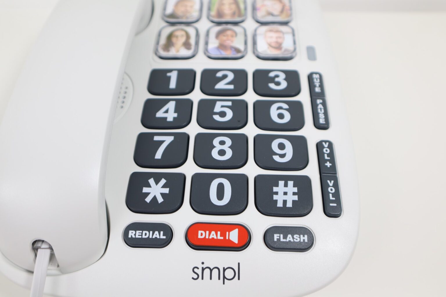 SMPL Photo Memory Corded Phone Review: An Ideal Phone for Seniors?