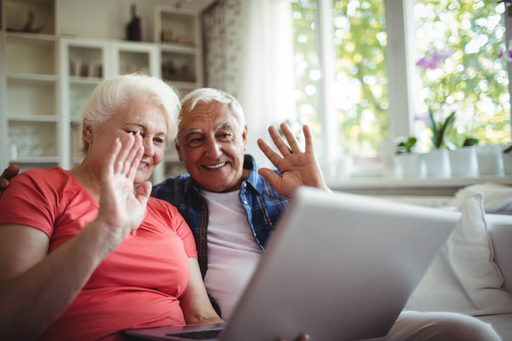 Navigating Social Technology: Essential Tips and Resources for Seniors