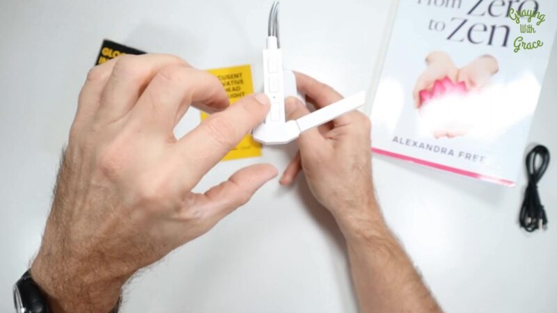 Lightweight and Versatile: Reviewing the Glocusent Tri-Head Reading ...