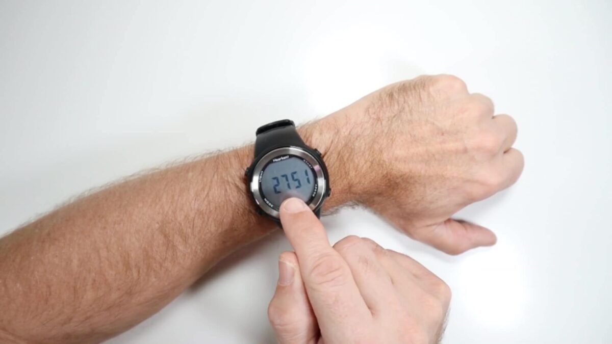 Clear View and Easy Counting: Hearkent Pedometer Watch Review