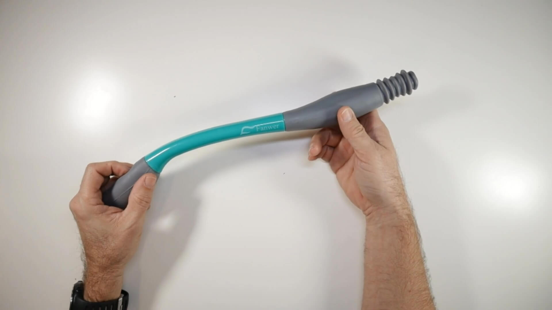 A Helpful Aid for Toilet Hygiene: The Fanwer Toilet Wiping Aid